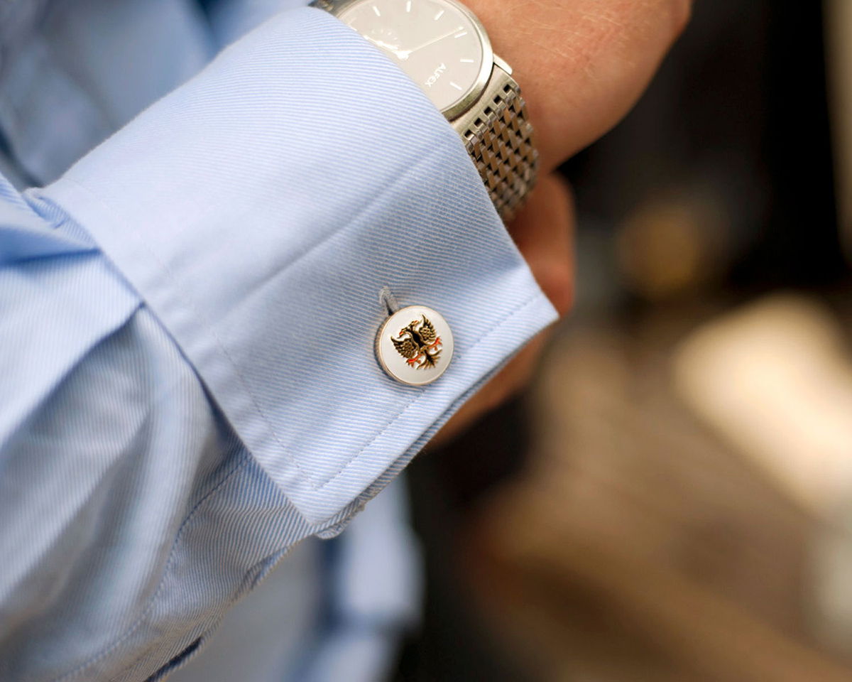 How to Style Classic Cufflinks with Modern Suits